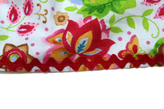 sewing ric-rac on the hem
