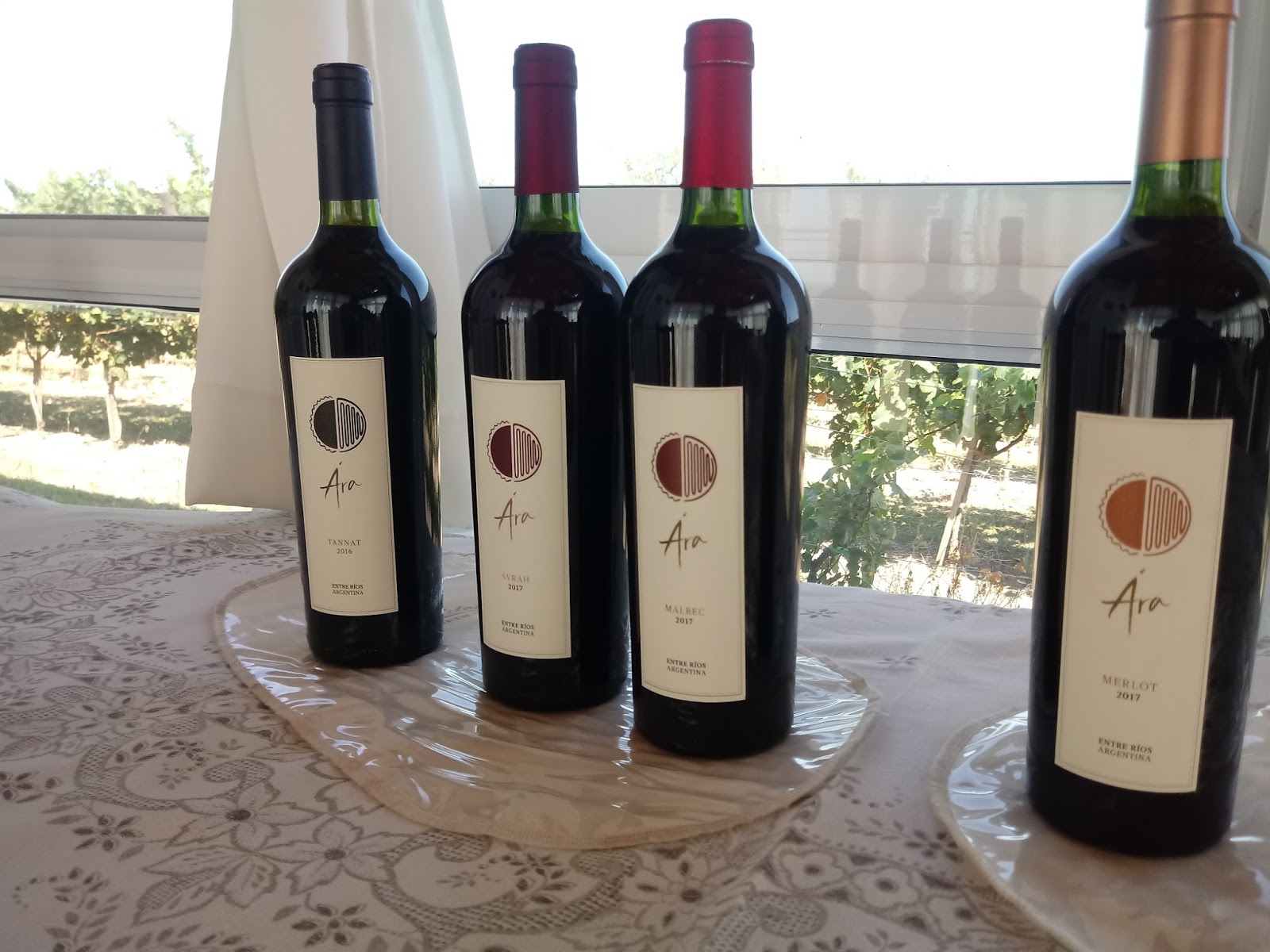 Entrerriando con el Capitán. Vinos de Entre Rios 1. Vinos Ara.