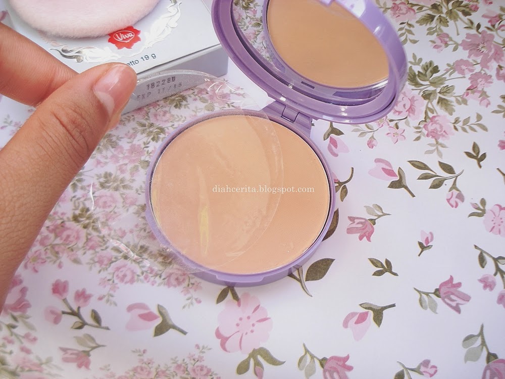 Review : Viva Compact Powder Lilac (Natural)