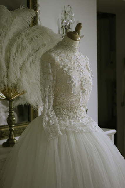 Rosemary Cathcart Antique Lace and Vintage Fashion: Antique Irish ...