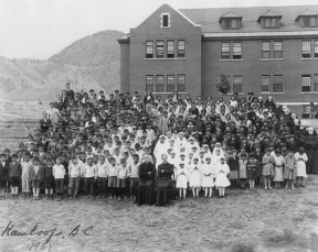 MUSINGS: 100 YEARS OF LOSS: ABORIGINAL HISTORY WILL NOW BE TAUGHT IN ...