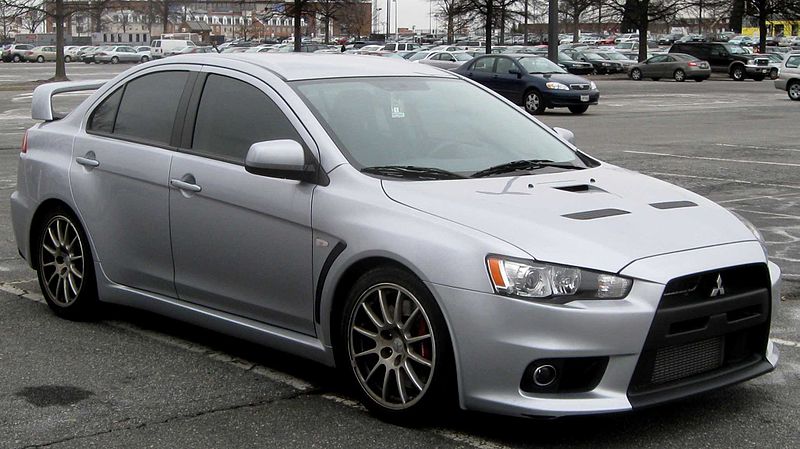 All About The World Of Teenagers: EVOLUSI MITSUBISHI LANCER EVO SERIES