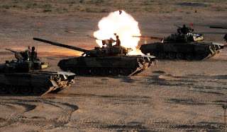 Pakistan Army's T-80UD Main Battle Tanks (MBT) In Cholistan Desert ...