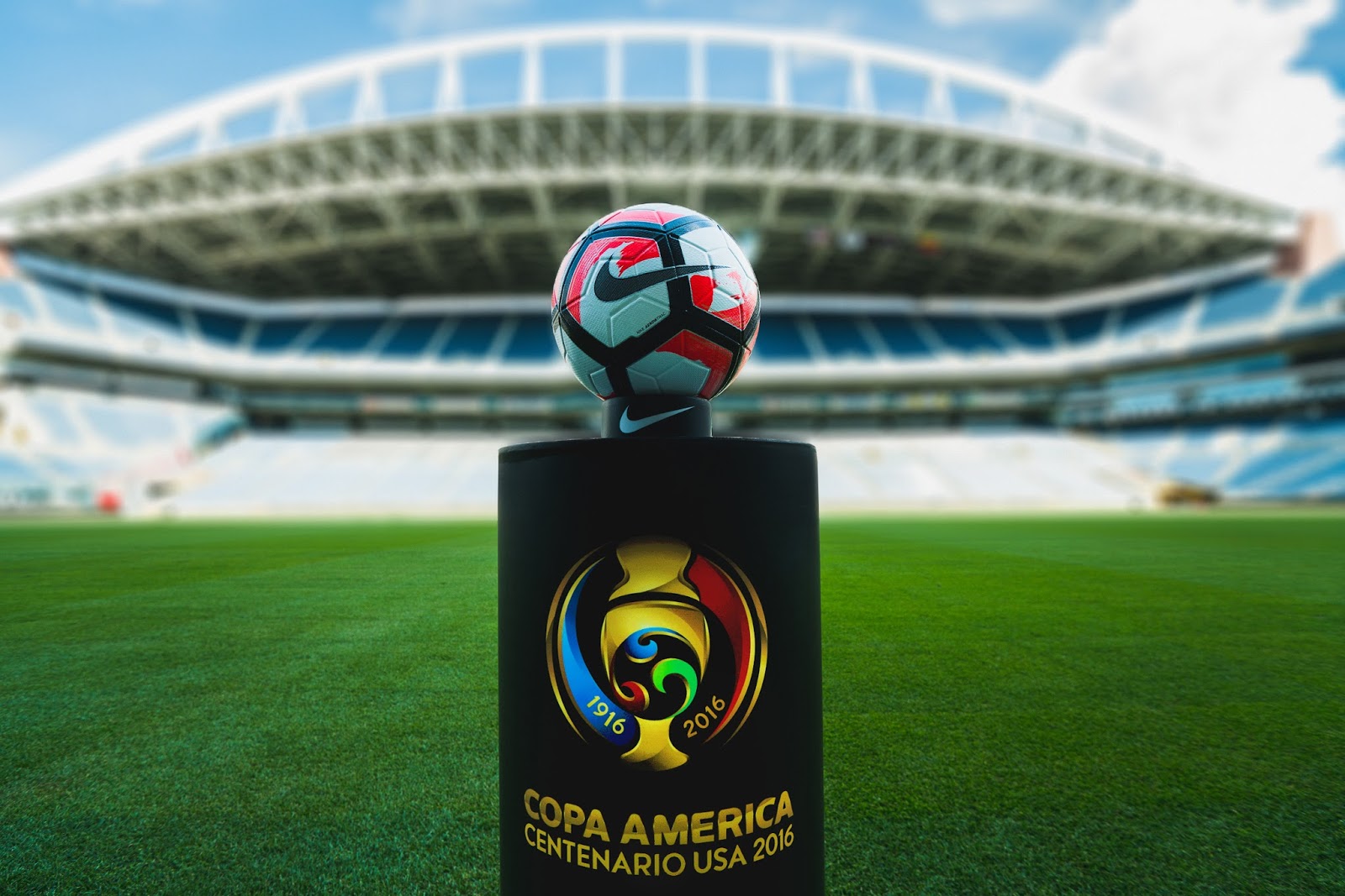 Bola Rasmi Copa America Centenario 2016