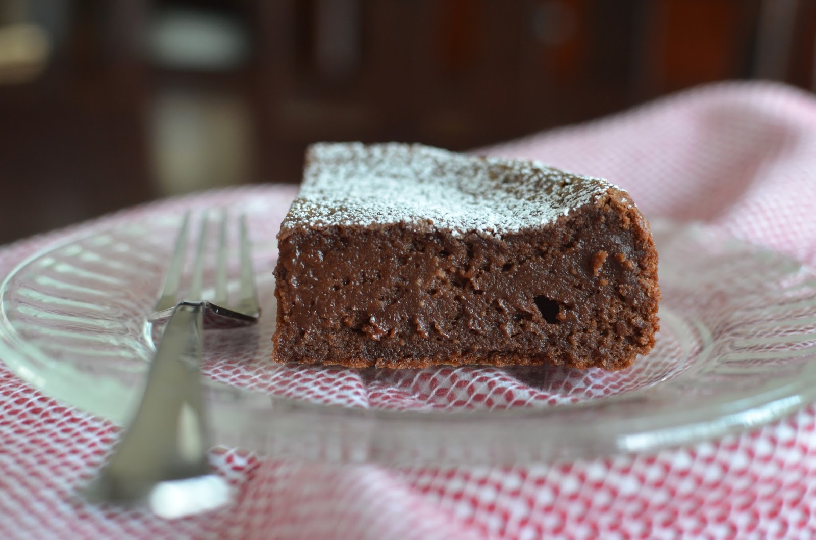 Playing with Flour: Flourless chocolate-chestnut cream cake