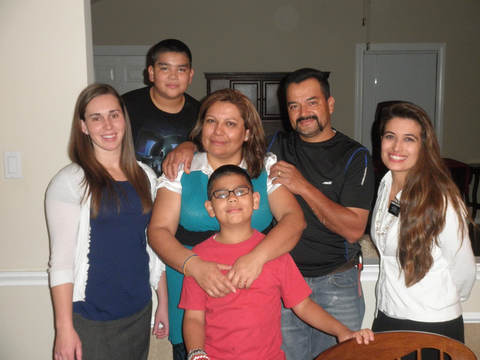 hermana k. rife goes to texas: Hola!