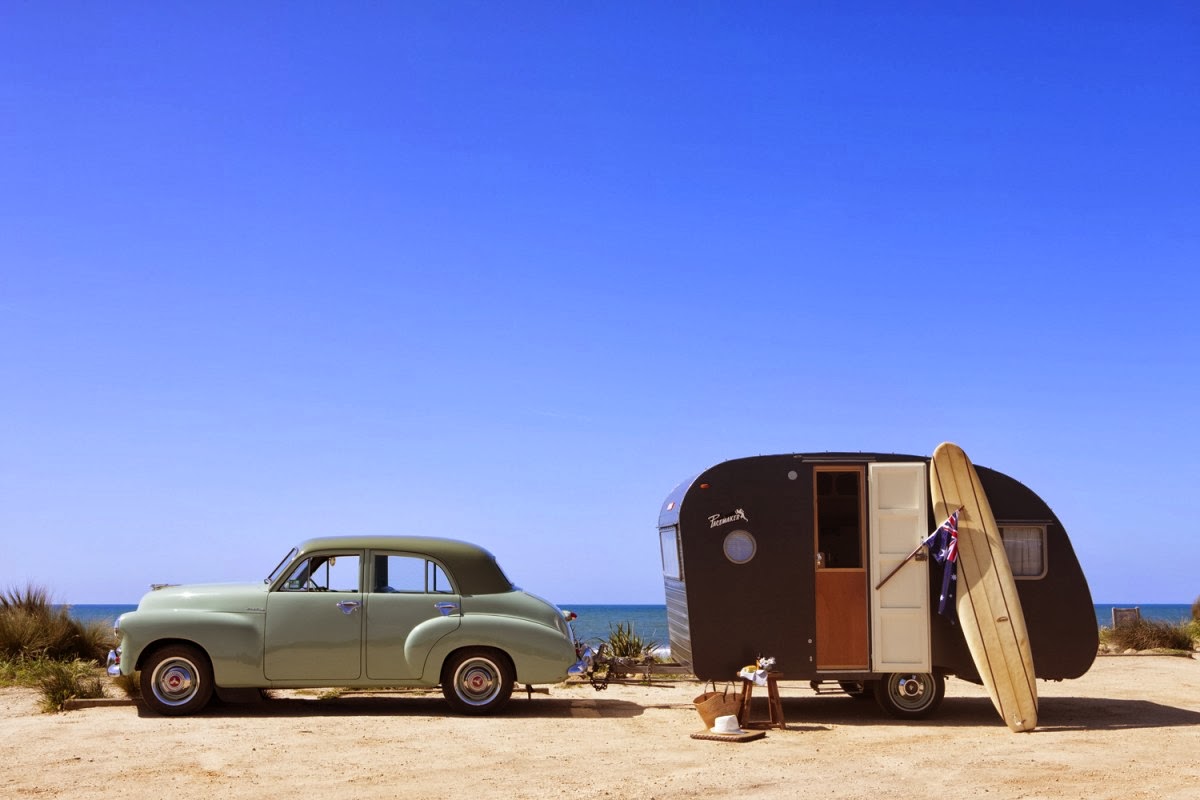 porelpiano: Classic Car + Caravan + Surf