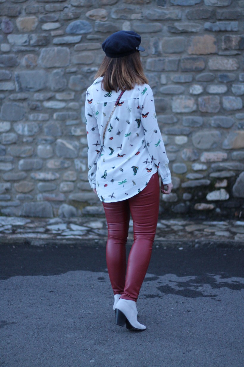 THE DREAM IS PARIS: How to wear burgundy lader pants