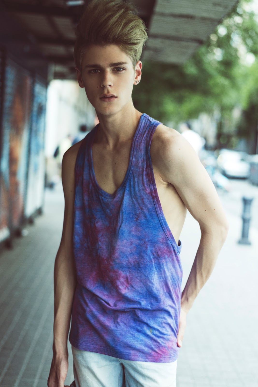 BEHIND THAT EYE: THE HYPE STYLE (By: Blu Equis)