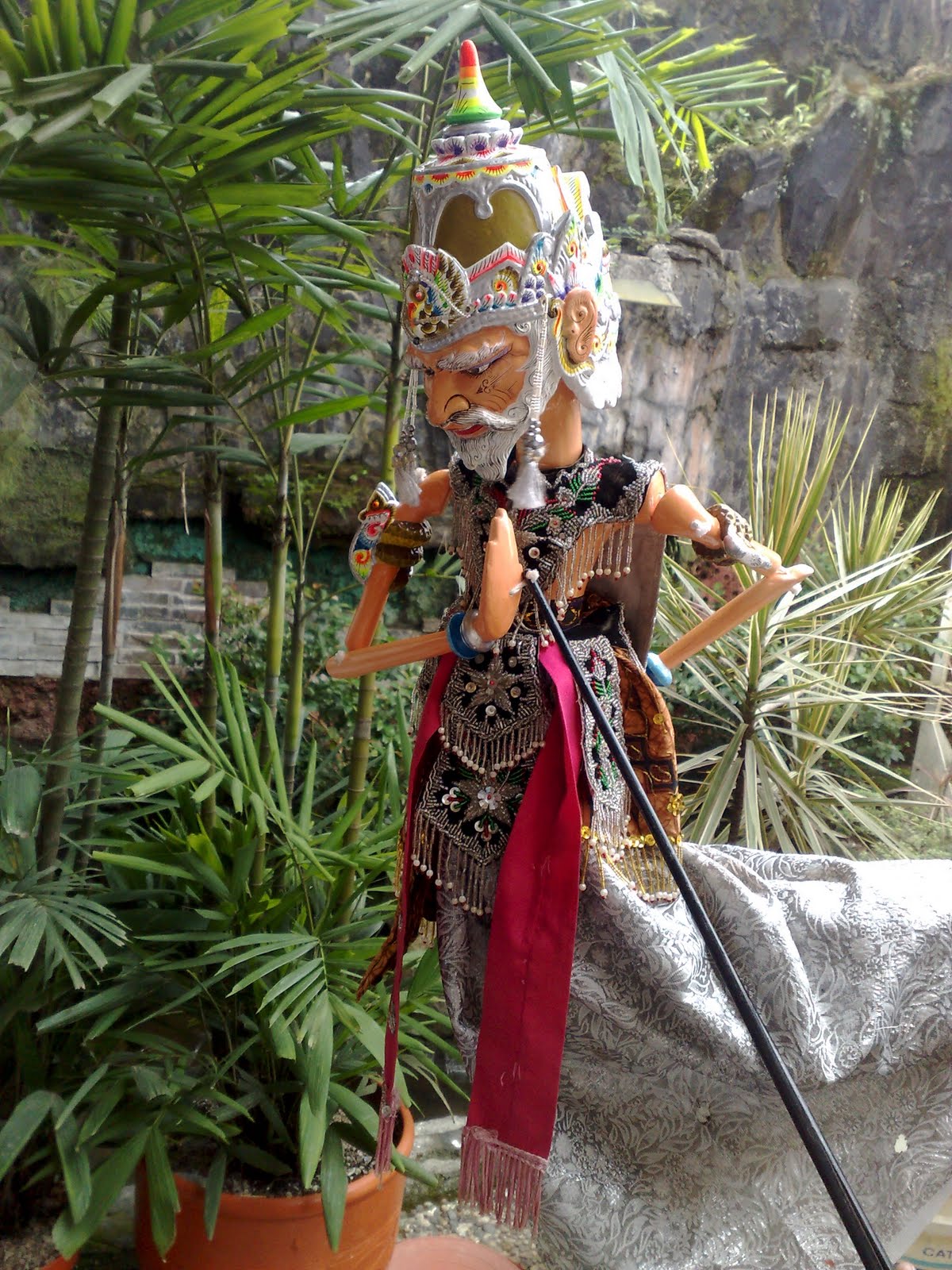 FOTO-FOTO KARAKTER & NAMA TOKOH WAYANG GOLEK