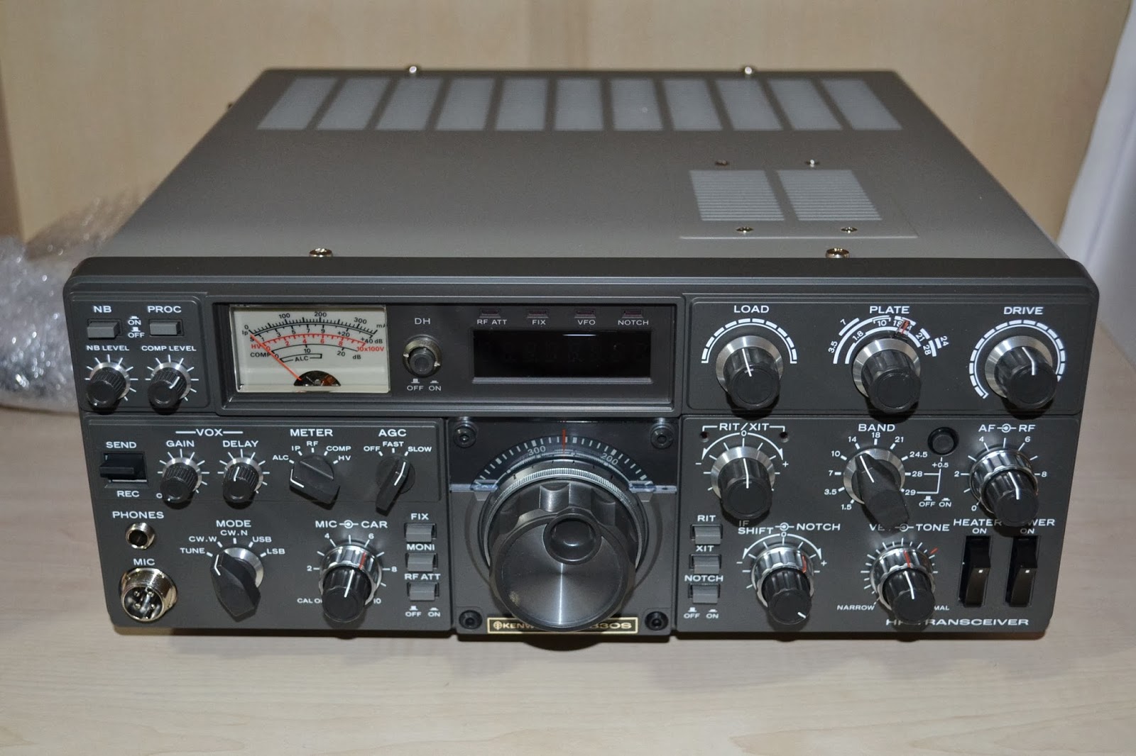 TS-830S: It is here!!!