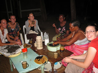 Miri und Marie in Kenia