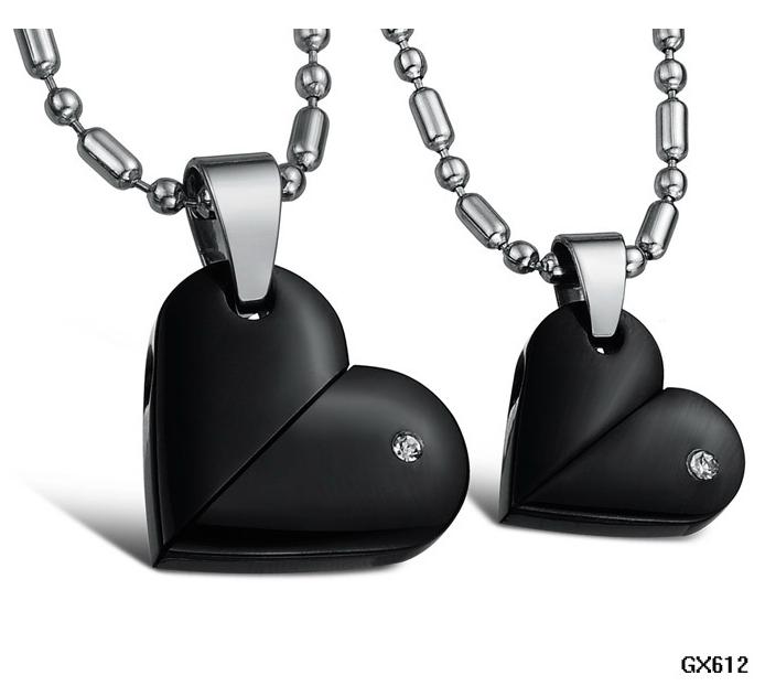 CoupleLoveTee: Lovely Couple Chain