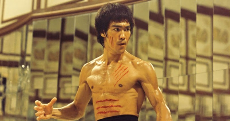 Bruce Lee Reeditado Com Nunchuks Lightsaber Aberto Até De Madrugada