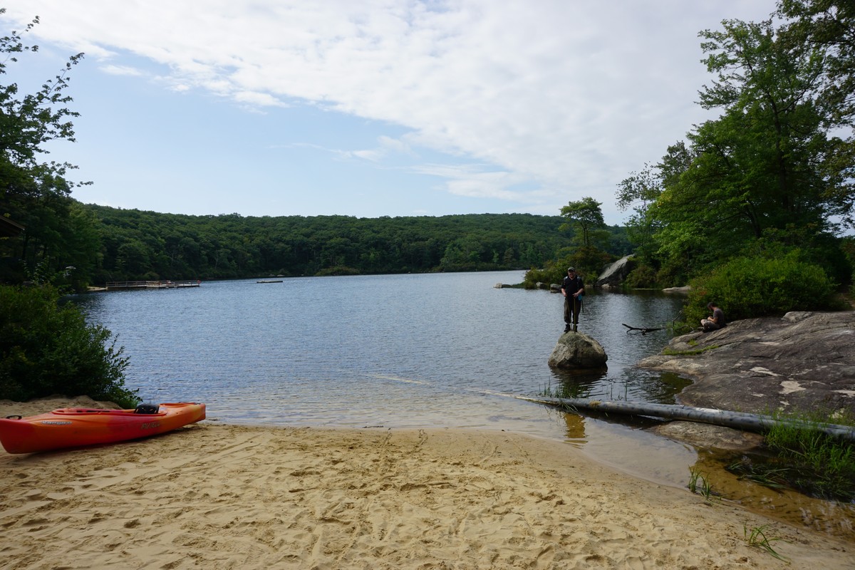 Harriman Hiker: Harriman State Park and Beyond: Breakneck Pond AMC Loop