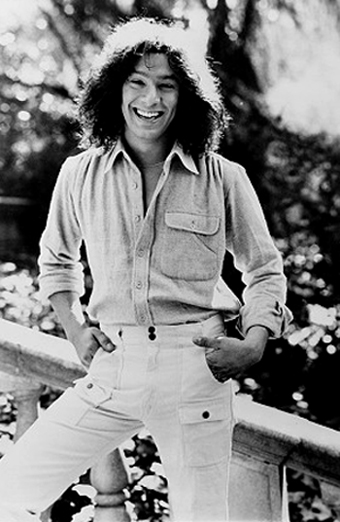 ~MUSIC IS WHAT FEELINGS SOUND LIKE~: Alex Van Halen...