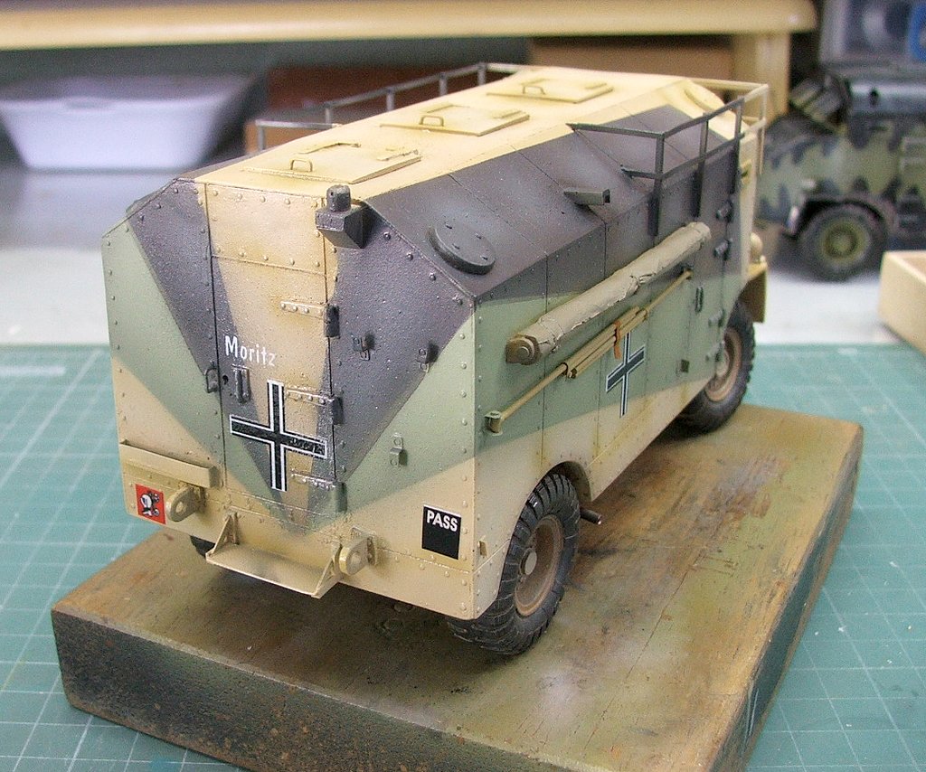 Panzerserra Bunker- Military Scale Models in 1/35 scale: AEC Dorchester ...