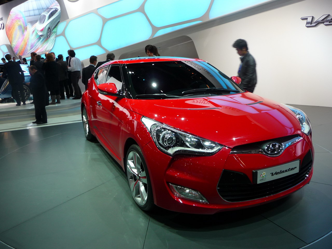Pink Tuning Car: Hyundai Veloster