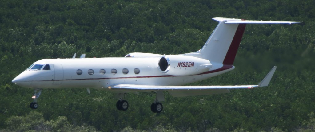 Far North Queensland Skies: N1925M G-IV