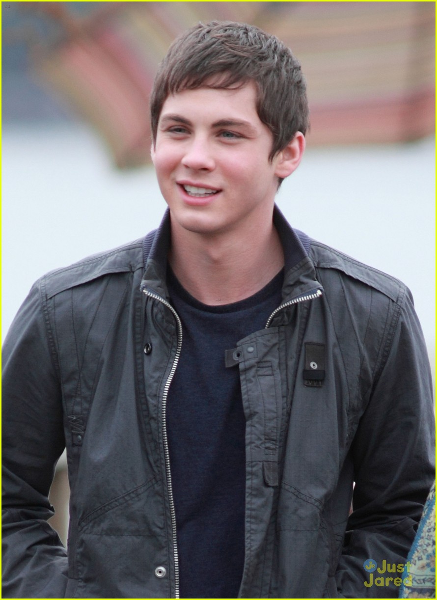 Mira y Opina: LOGAN LERMAN