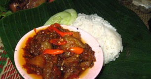 Oseng-Oseng Mercon Bu Narti Yogyakarta ~ GUDEG KALENG JOGJA
