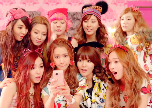 Girls' Generation pre-releases "Dancing Queen" MV from upcoming 4th ...