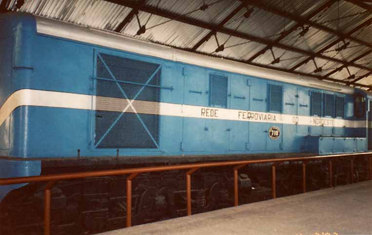 O Blog Ferroviário: Locomotivas Cab Units no Brasil - EE RFN