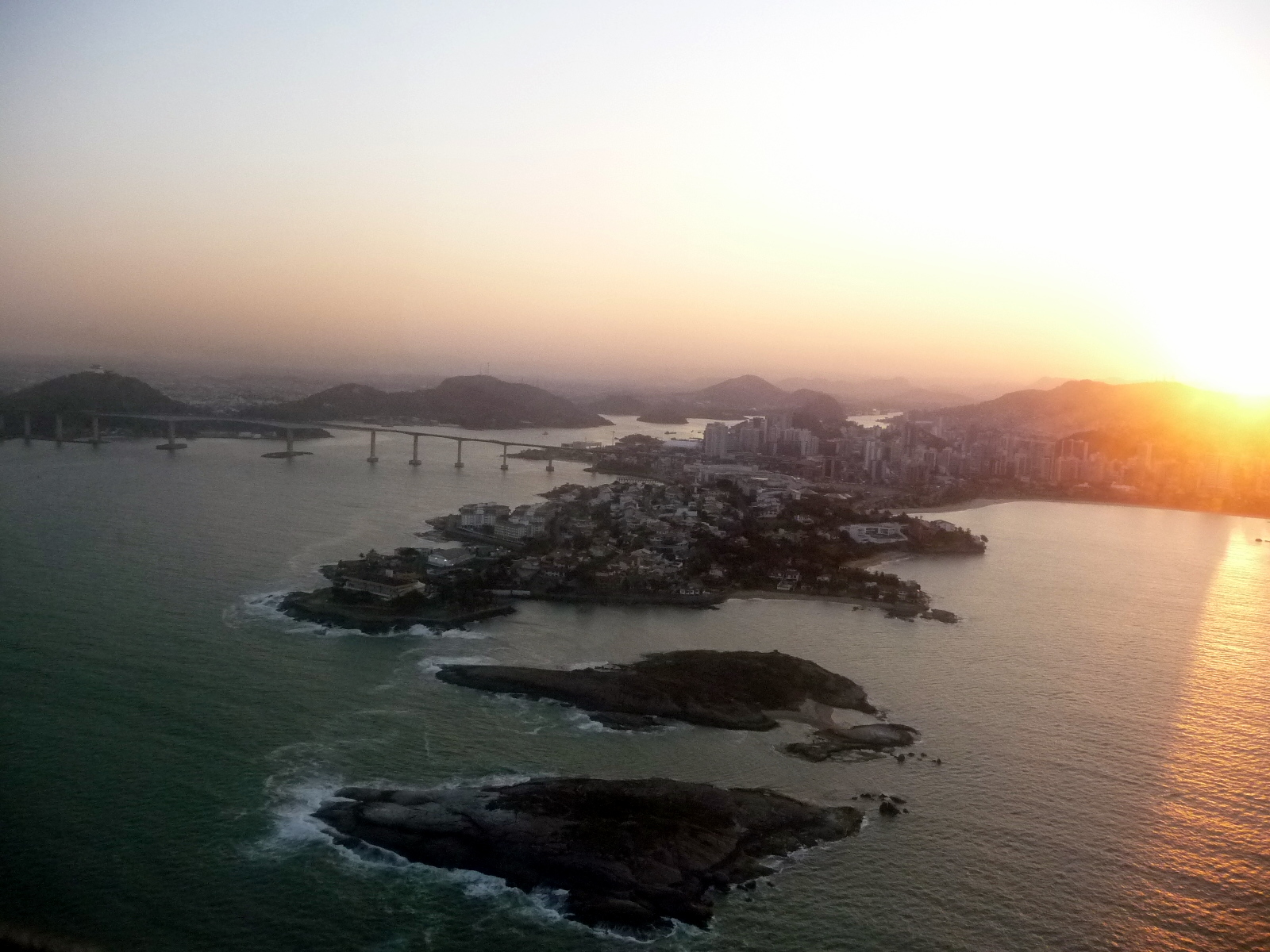 Ships calls Vitoria: Aerial view - Port of Tubarão & complex