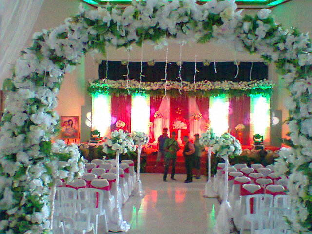 batik ambon: dekorasi pelaminan di ambon