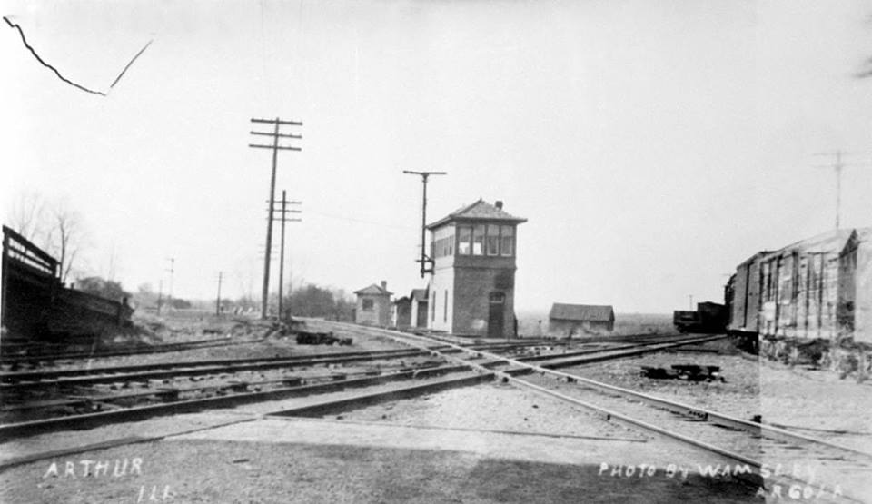 Towns and Nature: Arthur, IL: Junction Tower: UP+NS/C&EI vs. Aban/Pennsy