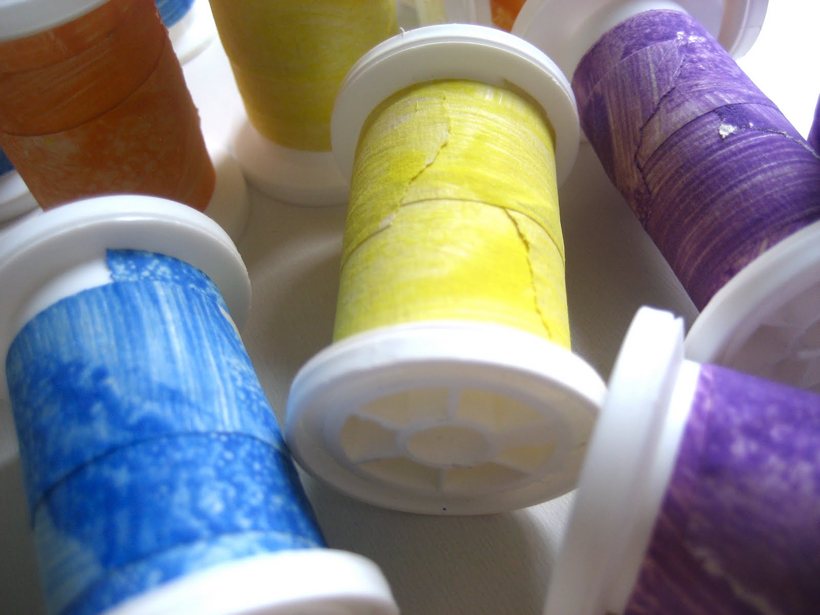 a little gray: Tutorial: Spool Stacker Toy