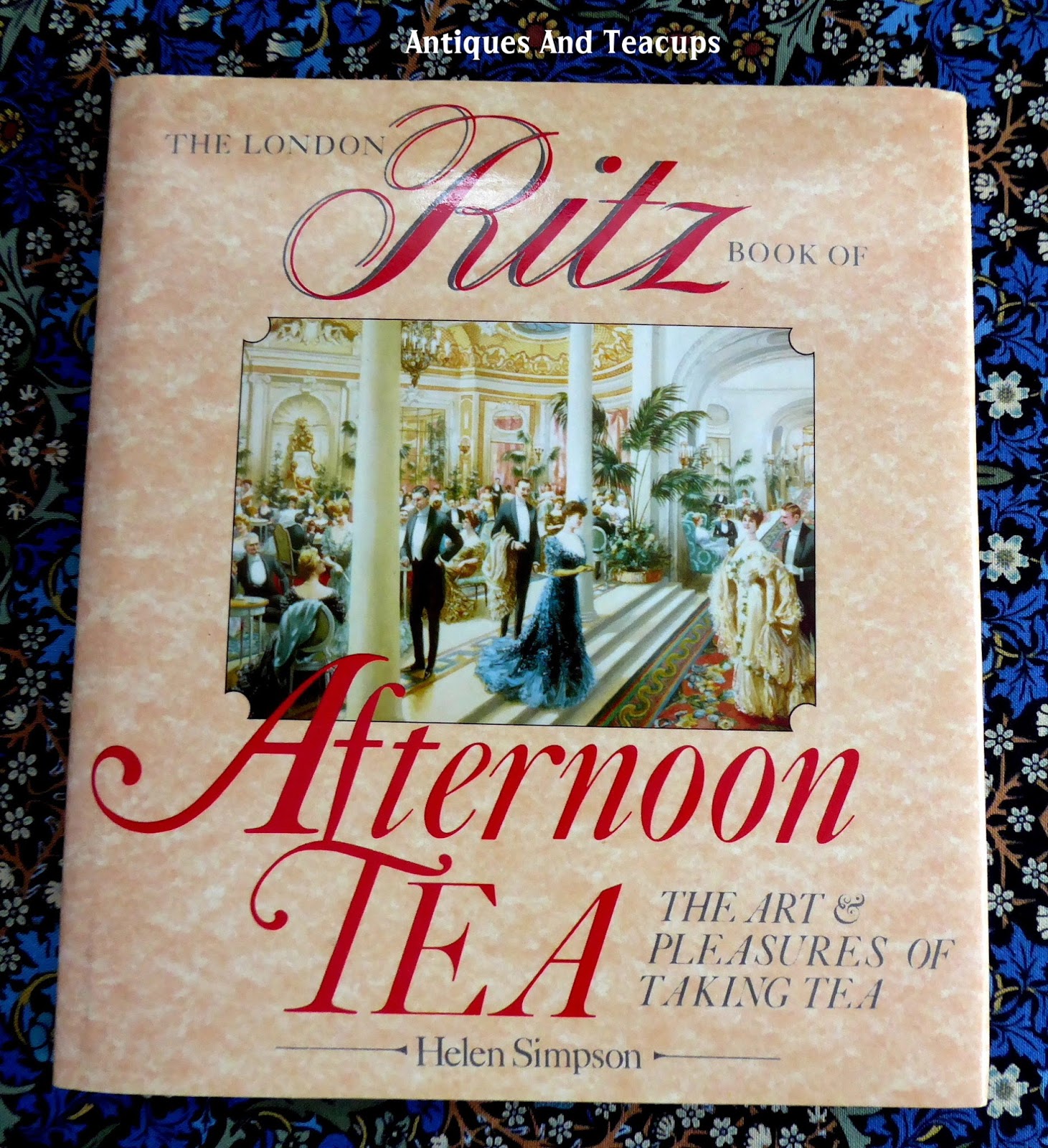 Antiques And Teacups: October 2017