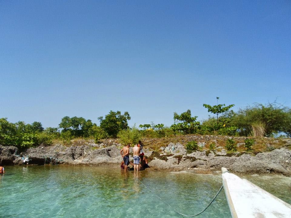 The Thrifty Wanderer: Island Hopping in Cebu City:Caohagan,Gilutungan ...