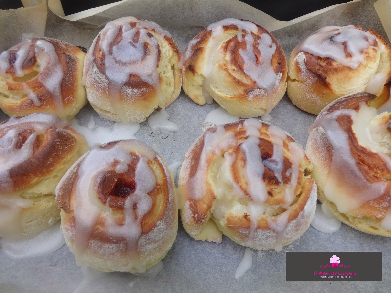 O Menu de Carolina: Pao doce Recheado com Creme e Goiabada