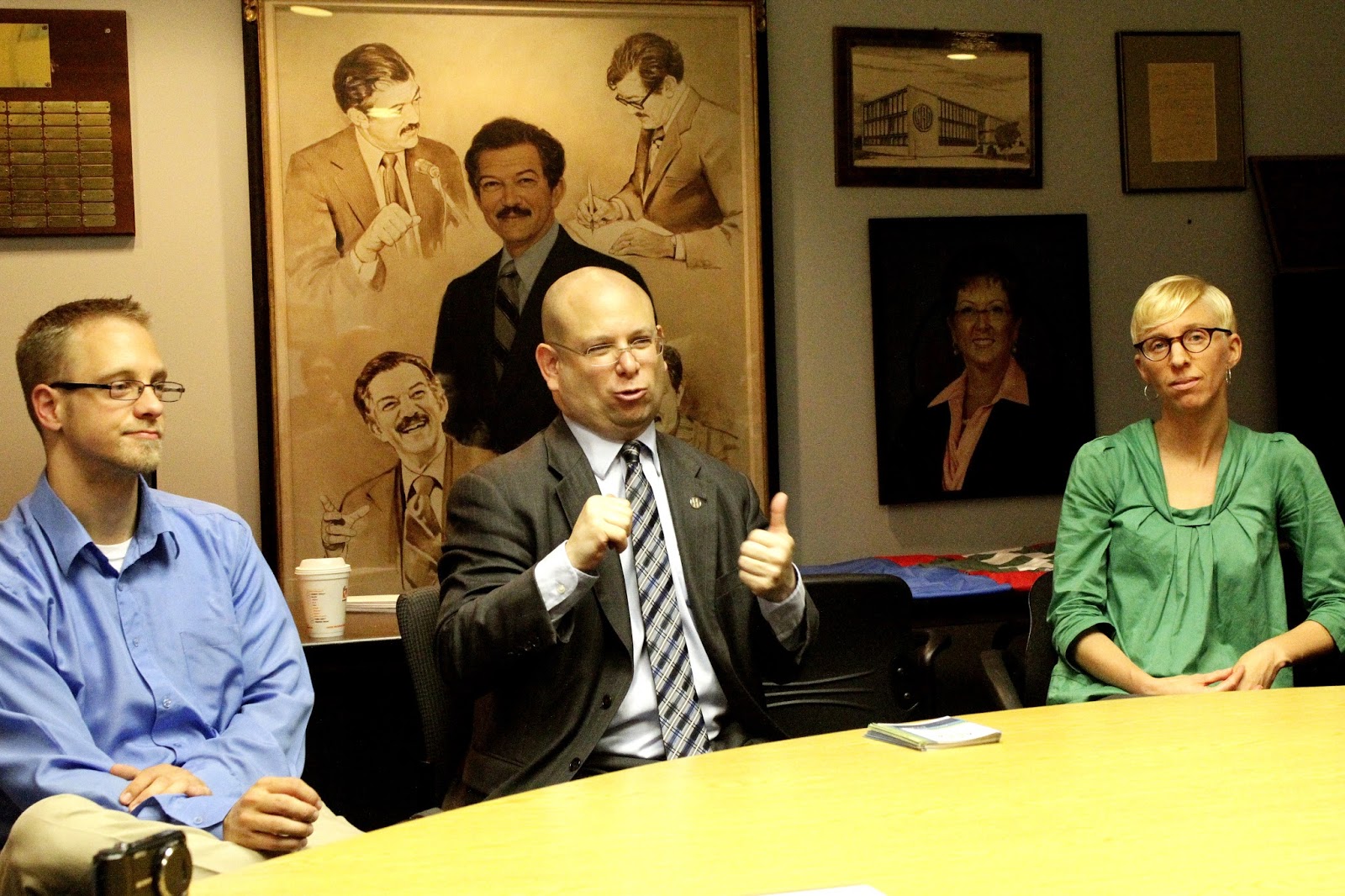 Deaf E-News: Filipino Delegates Join the Discovering Deaf Worlds ...