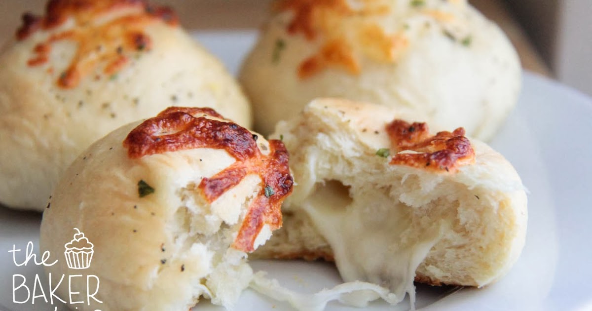 The Baker Upstairs: stuffed cheese buns