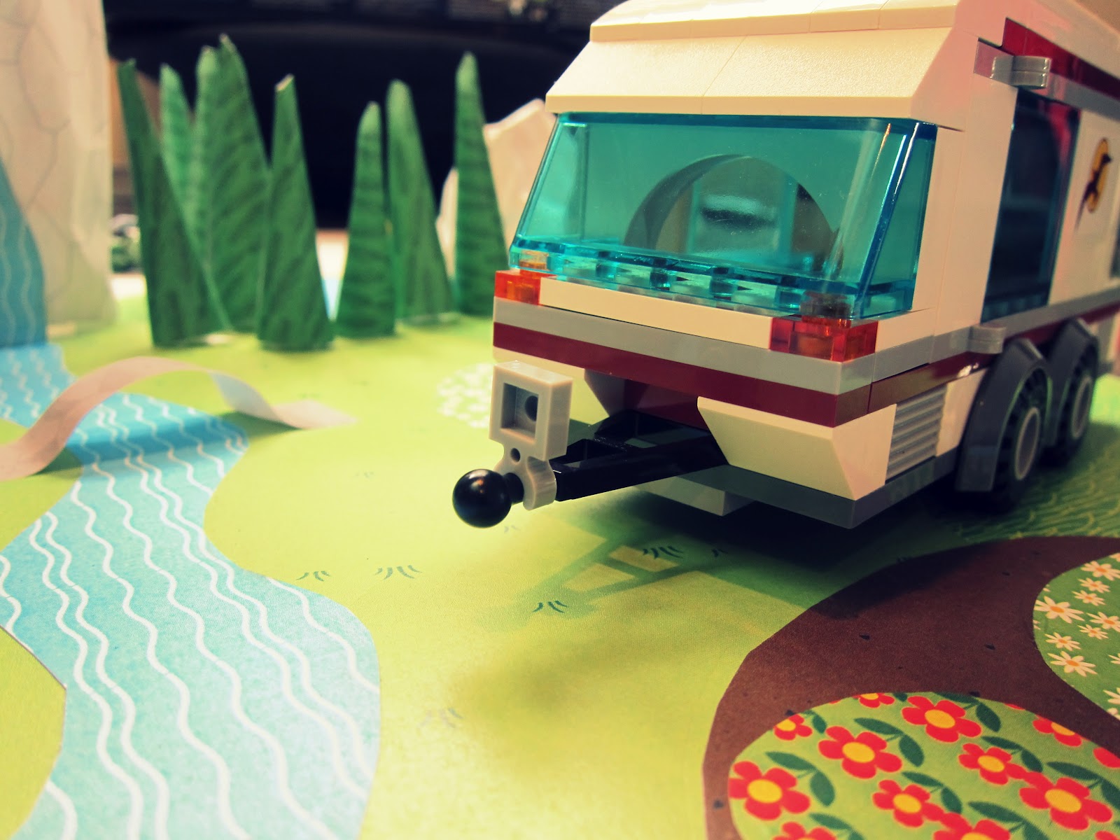 Review: LEGO City Great Vehicles :: Car & Caravan :: | the adventures ...