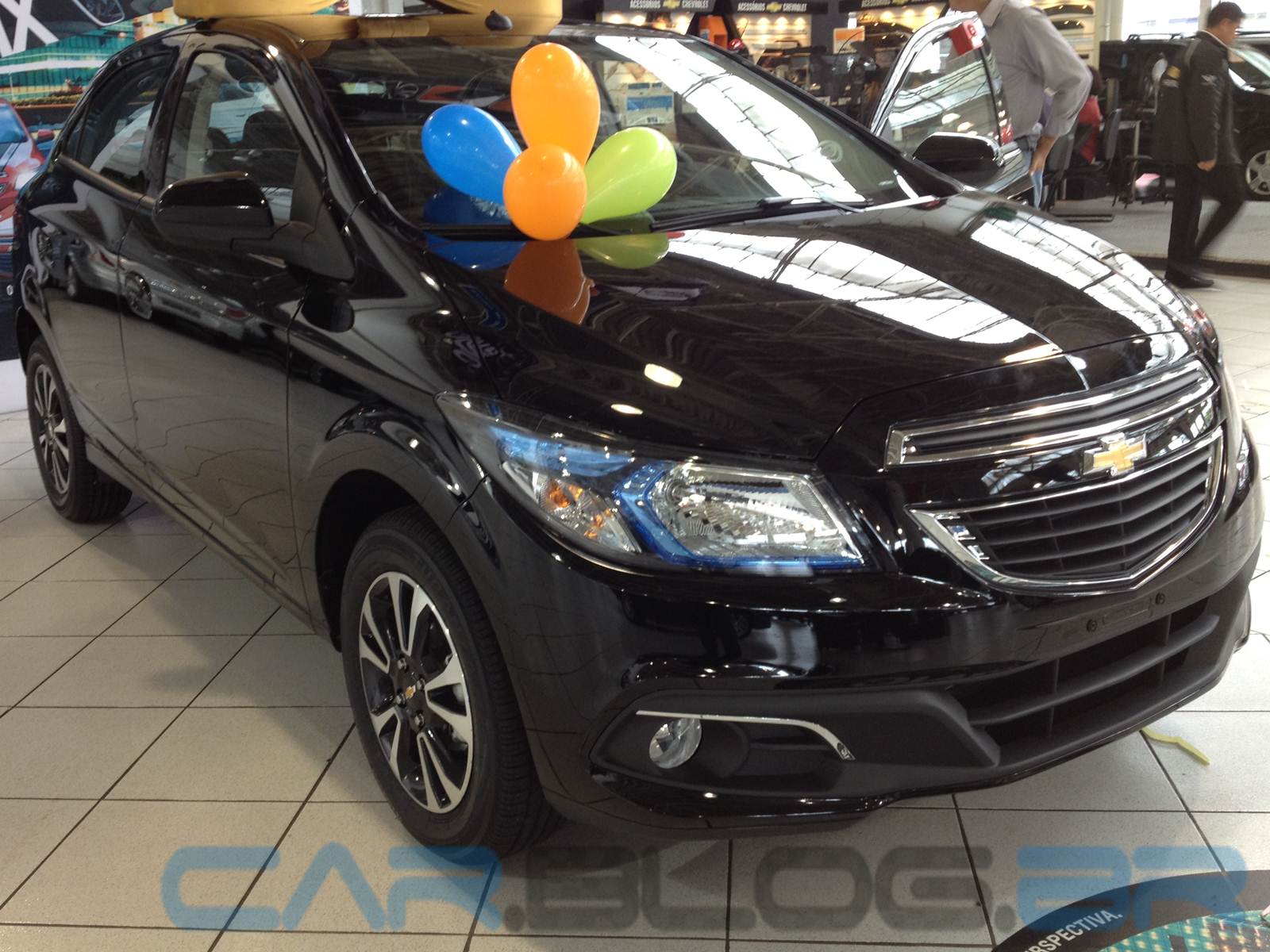 Chevrolet Onix LTZ 2013 tem preço de R$ 46.500 nas concessionárias