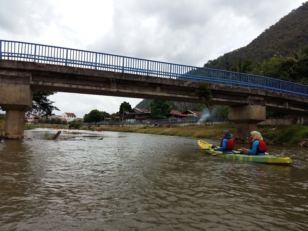TRAVELOG: KAYAK SUNGAI BALING : ouhhhh Kayak Santai 18 km, Kepuasan Tip ...