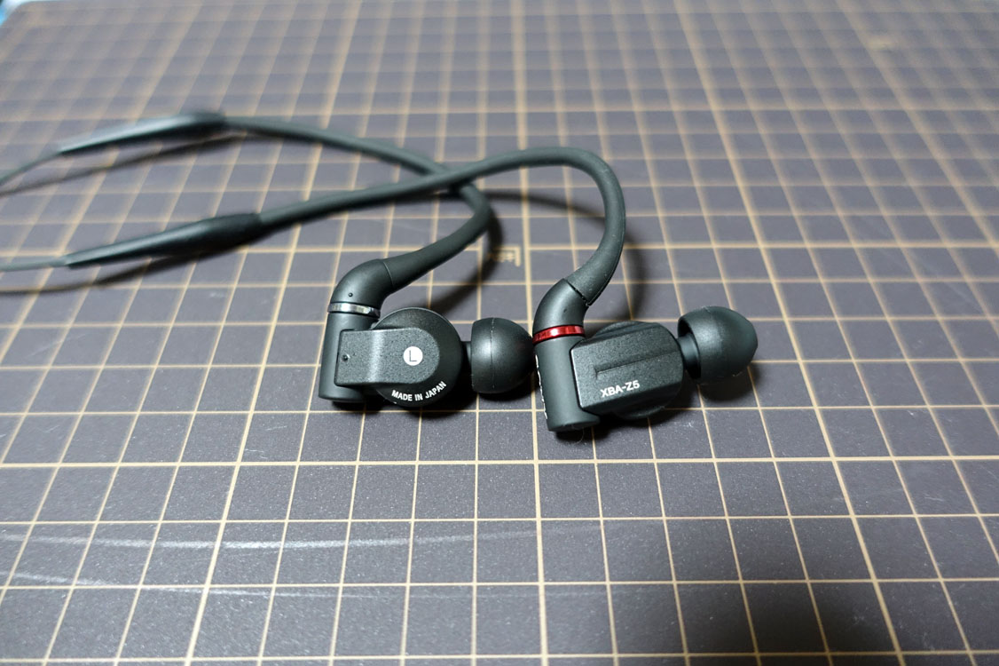 いわやんのダラグダ思いつき: SONY XBA-Z5箱出し