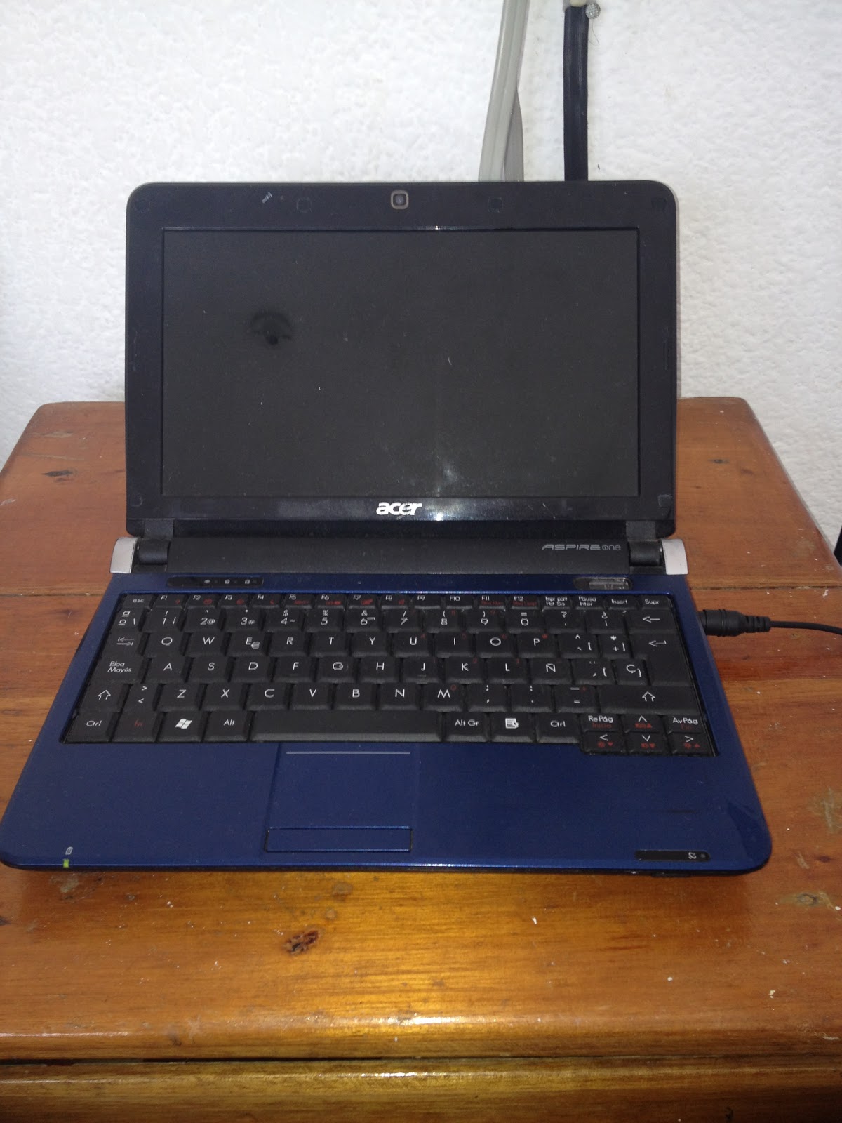 COSAS UTILES: Dual Boot Ubuntu 11.04/Windows XP en una netbook Acer ...