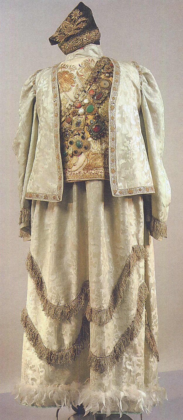 FolkCostume&Embroidery: Traditional Costume of Tatarstan