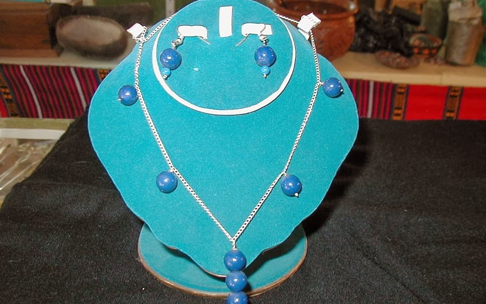 The Gilgit-Baltistan Blogger.: Stone Jewelry of Hunza Valley