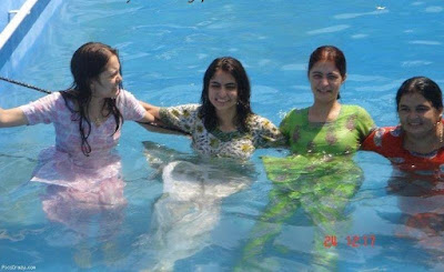 Indian Girls In Swimming pool - Chuttiyappa