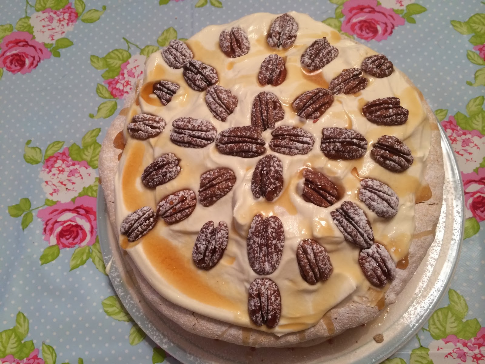 Mrs Bishop's Bakes and Banter: Maple and Pecan Dacquoise Recipe