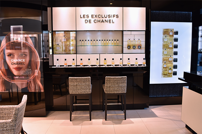 Chanel Makeup Experience - FASHION IN THE AIR