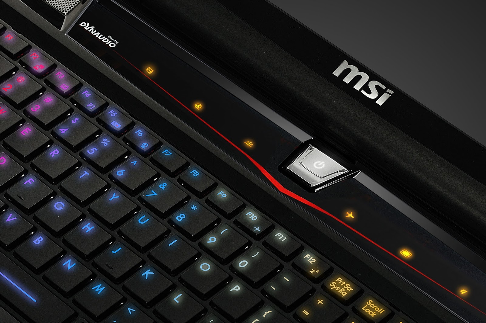 Gadgets Beam: MSI G Series GT70 2OC-059US Gaming Laptop Review