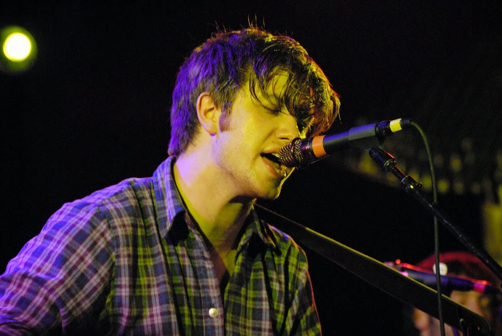 CORAZÓN DE ROCK & ROLL: LA CANCIÓN DEL VIERNES / BOBBY LONG Y LA LUNA ...