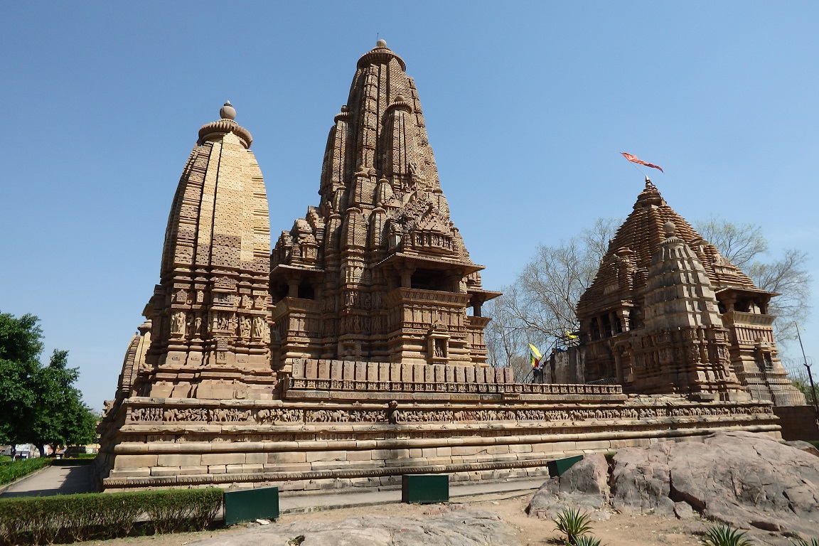Vapaataival: Khajurahon temppelit