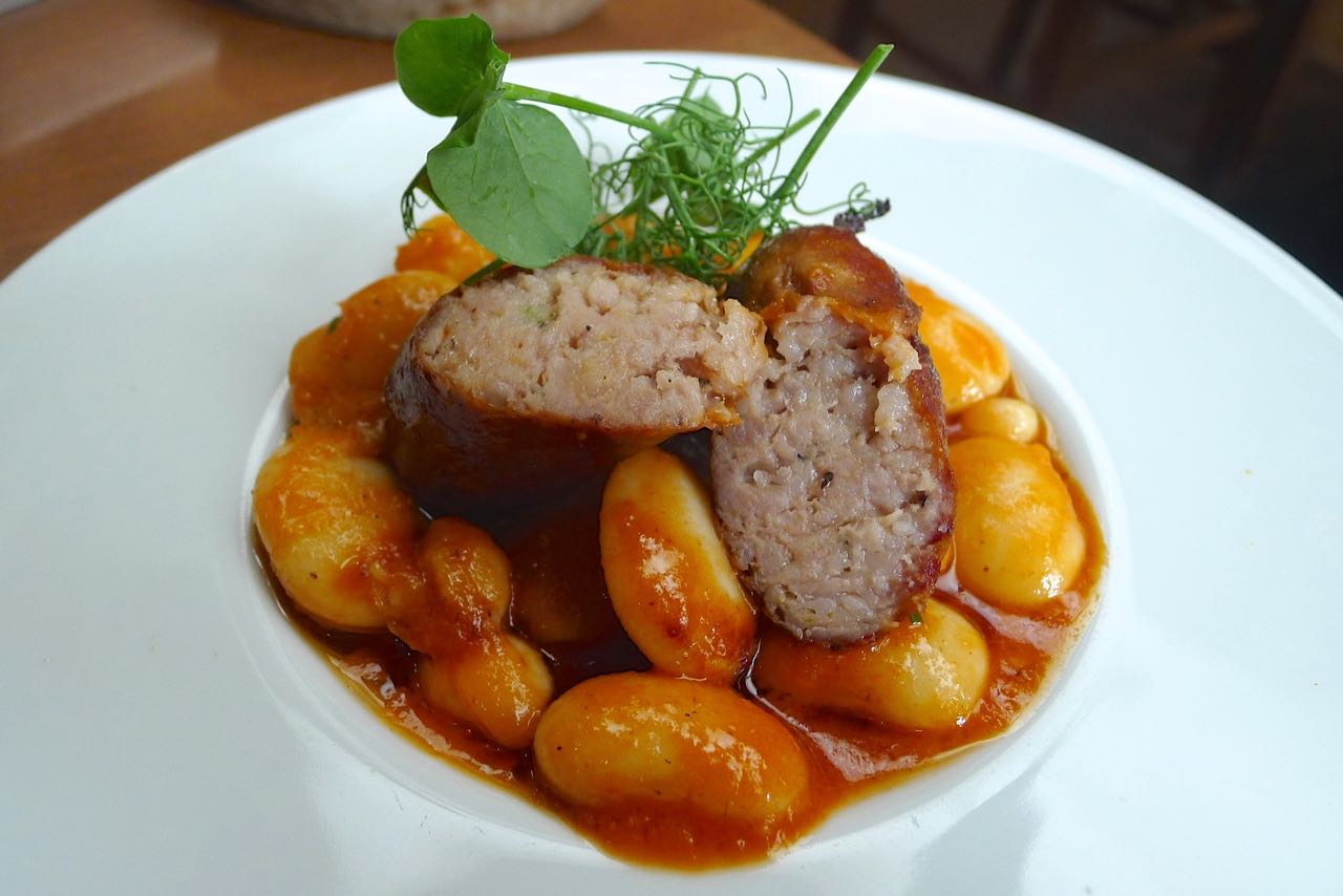 HUNGRY HOSS: Lunya, Liverpool